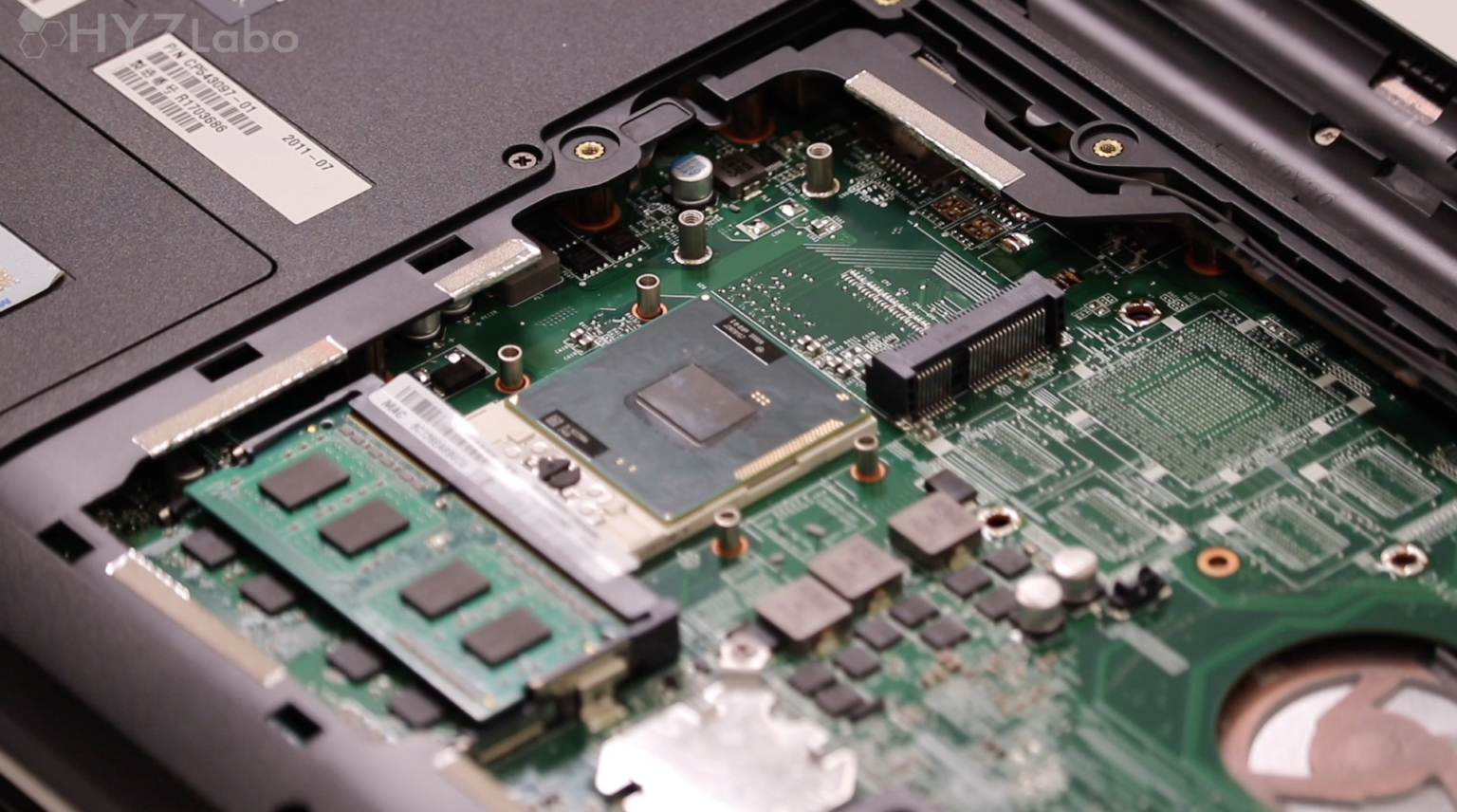 【富士通 FMV LIFEBOOK AH42/D】動画がサクサクに♪Pentium B940→Core i3 2350MへCPU交換方法 ...