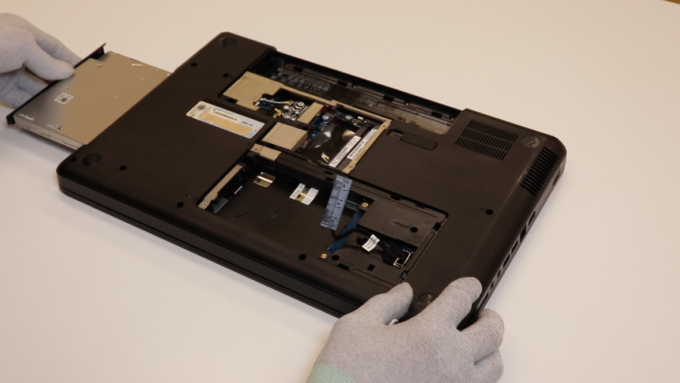 【HP G62 NotebookPC 403TU】サクサク改造!!AMD V140 → AMD AthlonⅡ P360へCPU交換&メモリー ...