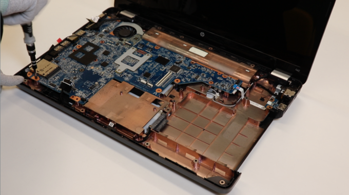 【HP G62 NotebookPC 403TU】サクサク改造!!AMD V140 → AMD AthlonⅡ P360へCPU交換&メモリー ...